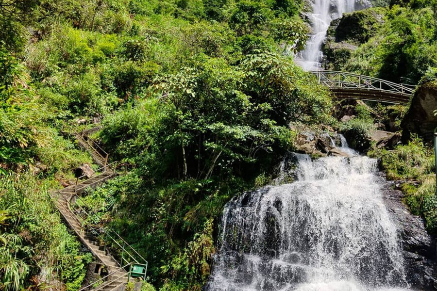 Silver Waterfall: The great Violin of Sapa mountains and forests ...