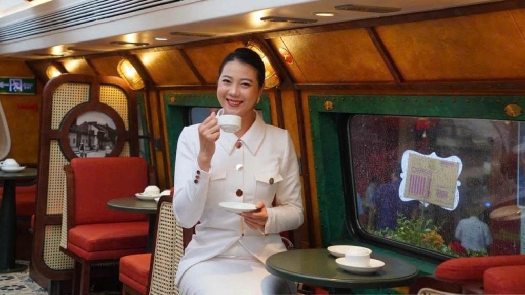 Hanoi Heritage Train (The Train Hanoi 5 Gates) - A Journey Through ...